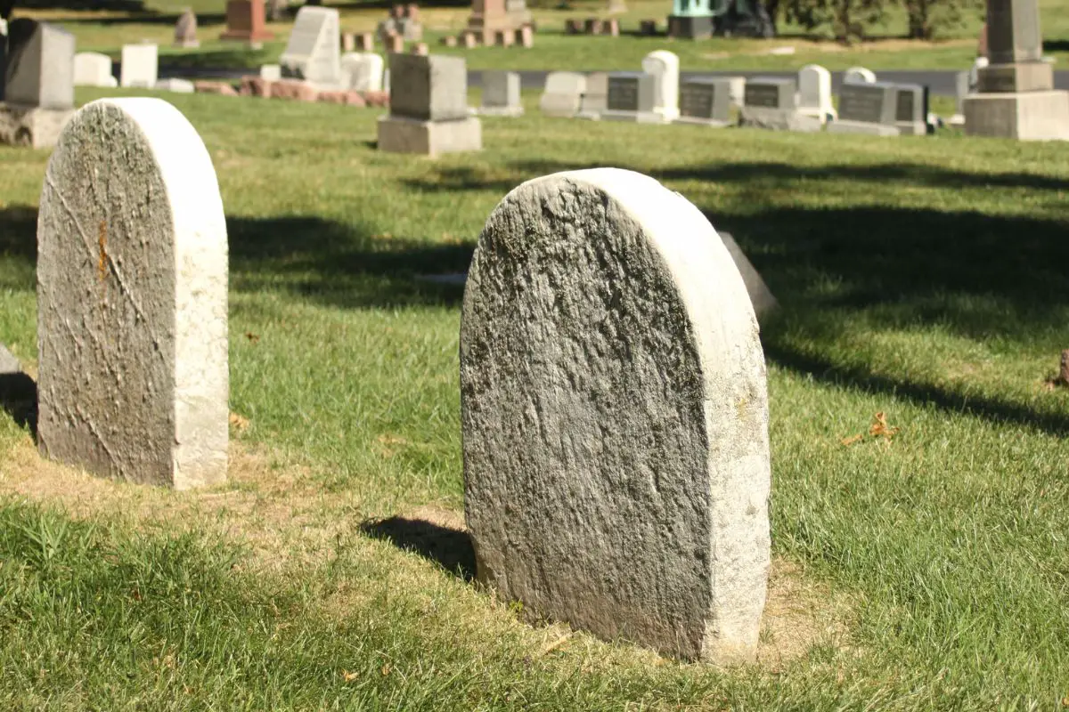 How To Protect A Headstone: Keep Your Memorial Protected